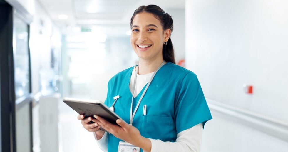 APRN vs NP: What's the Real Difference? - California Nurse Practitioner